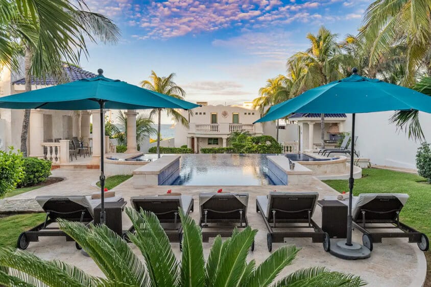 Isla Mujeres Vacation Rentals Perfect for Groups